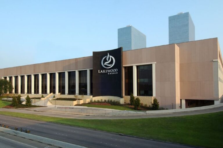How Has Lakewood Church Evolved Over the Years? - HTexas