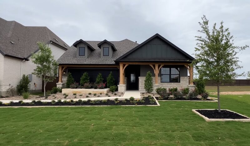 Exploring the Charm of Typical Texas House Designs - What Makes Them ...