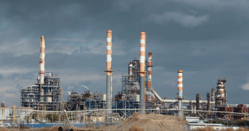 8 Biggest Industries Powering Texas’ Economy - HTexas